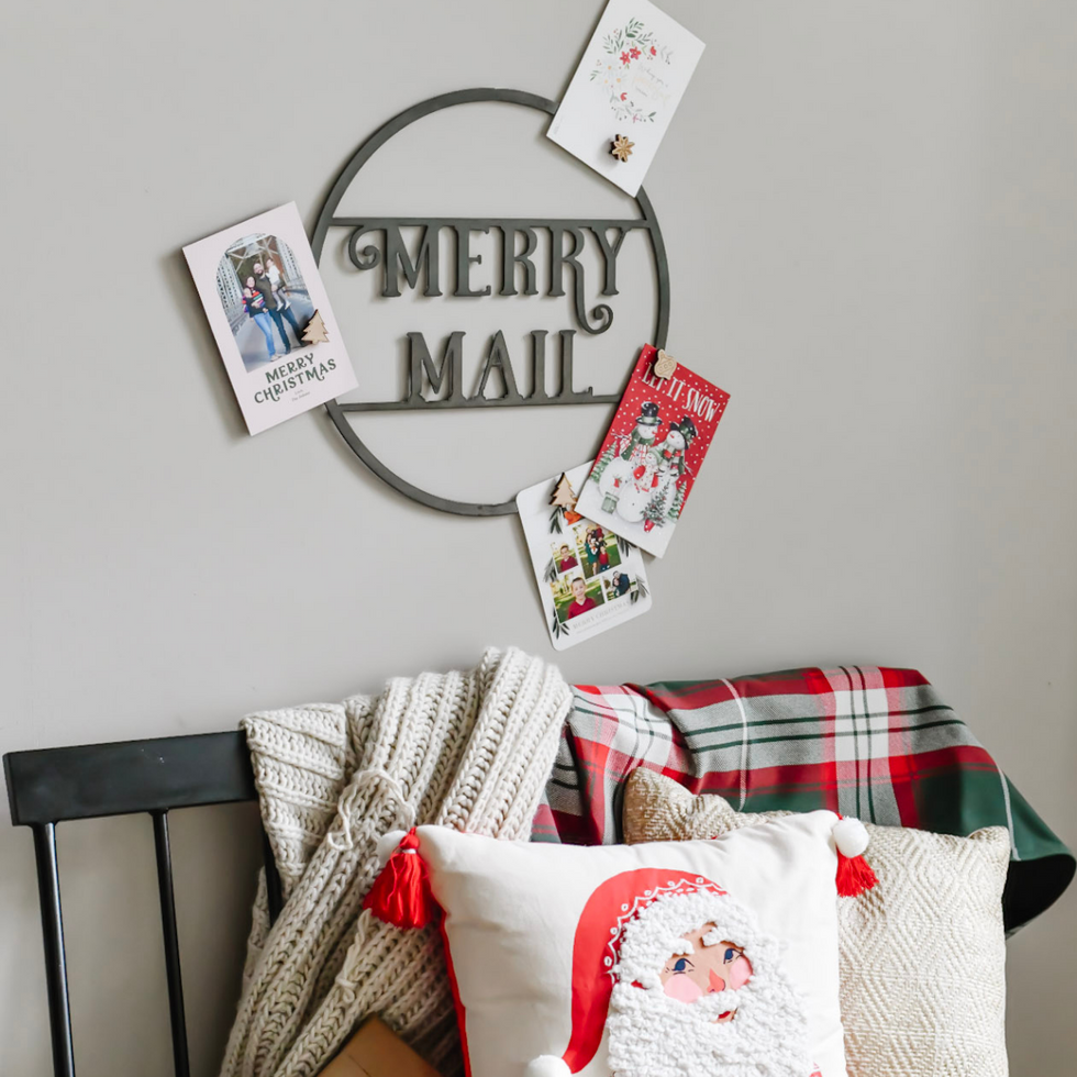 Merry Mail Magnetic Christmas Card Display. Keystone Steel Co ...