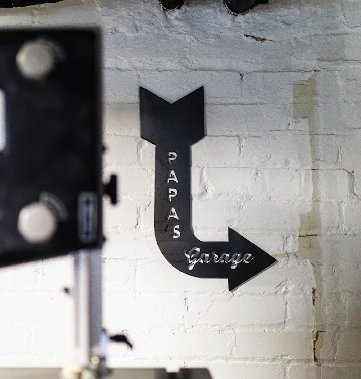 "Papa's Garage" Arrow Wall Decor – KEYSTONE STEEL CO.